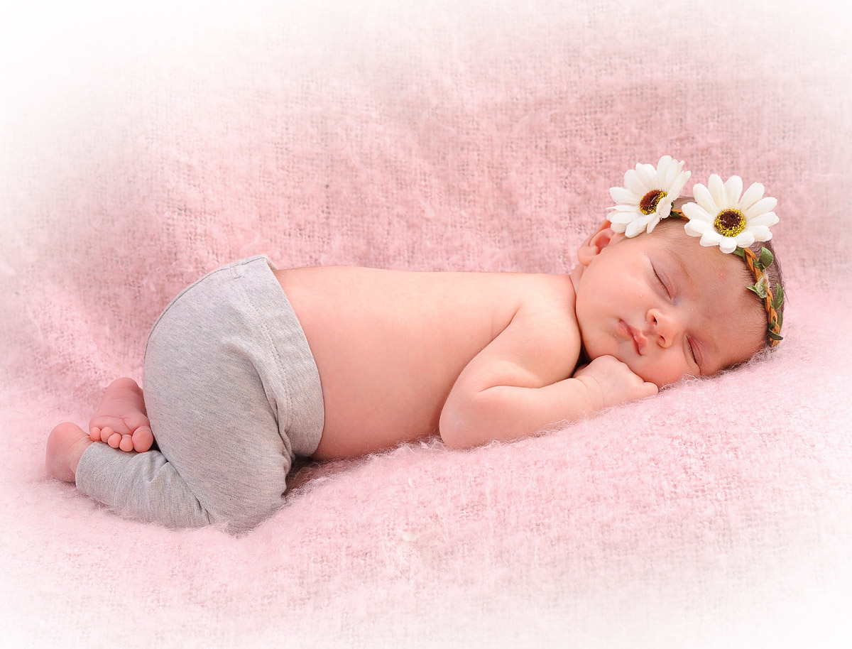 Under 3 Month Baby Photo 